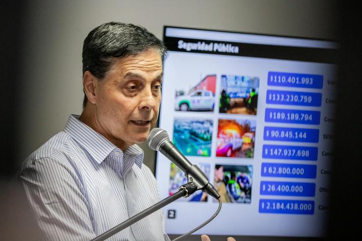 Alcalde de San Fernando Pablo Silva encabezó primer diálogo ciudadano