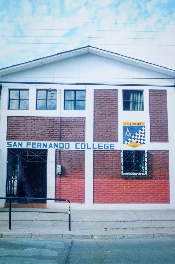 San Fernando College conmemora 40 años de su fundación