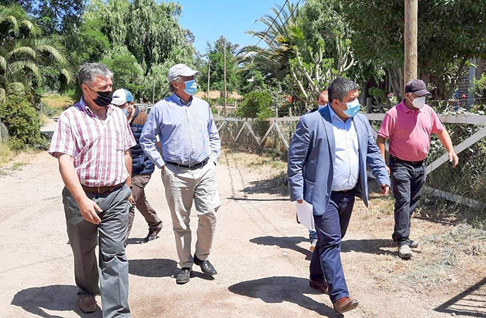 Anuncian 20 kilómetros de pavimentos en caminos rurales de Las Cabras