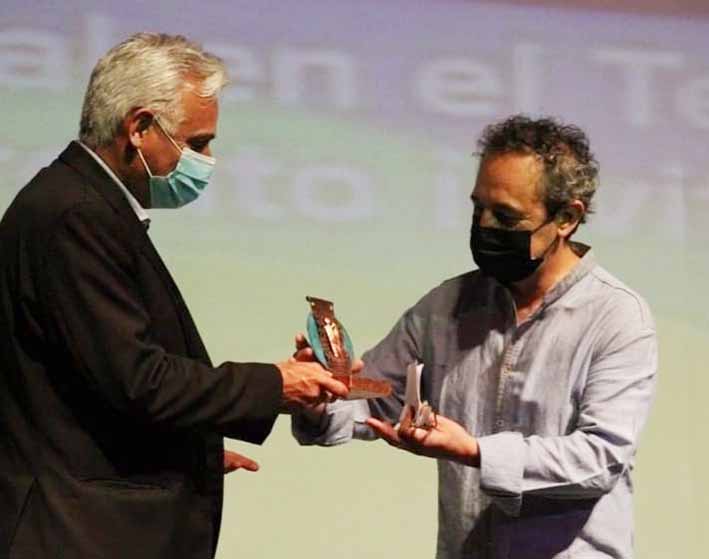 Daniel Muñoz y Shenda Román reciben premio a la trayectoria en el cine ...