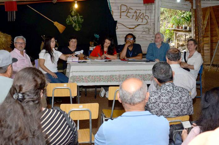 Vecinos de Las Peñas conocieron detalles de proyectos ejecutados en su sector