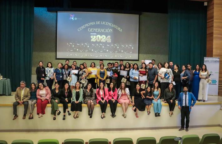Con ceremonia finalizan su cuarto medio 13 alumnos del Aula ...