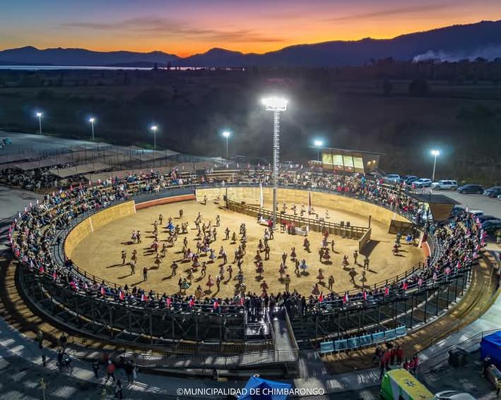 Inauguran medialuna comunal de Chimbarongo